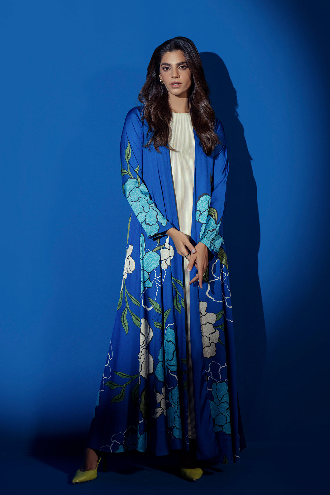 Dadail Shrug – Lulusar