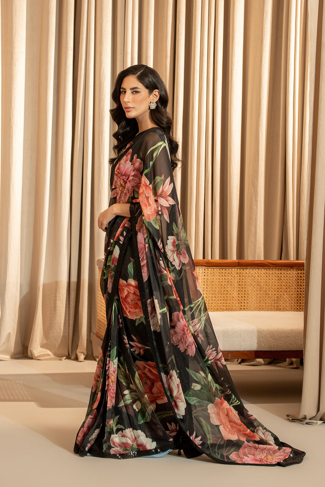 Marozai Crop Top & Saree – Lulusar